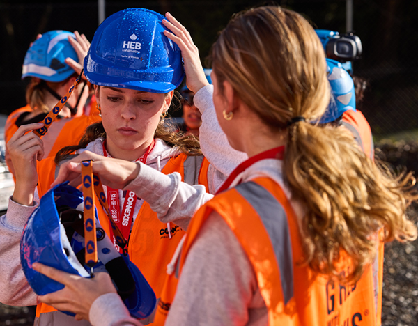 Tracking the shift: Girls with Hi-Vis opens doors to infrastructure ...